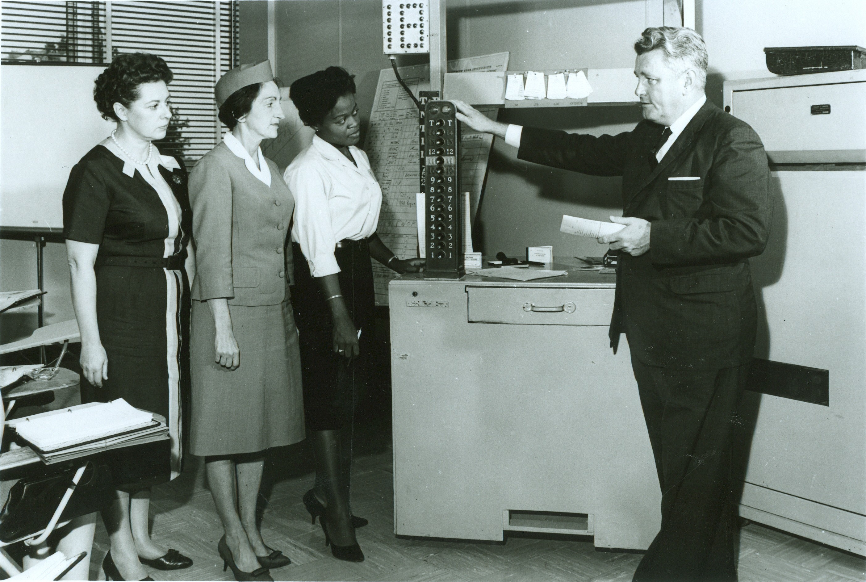 toll collectors learning new system